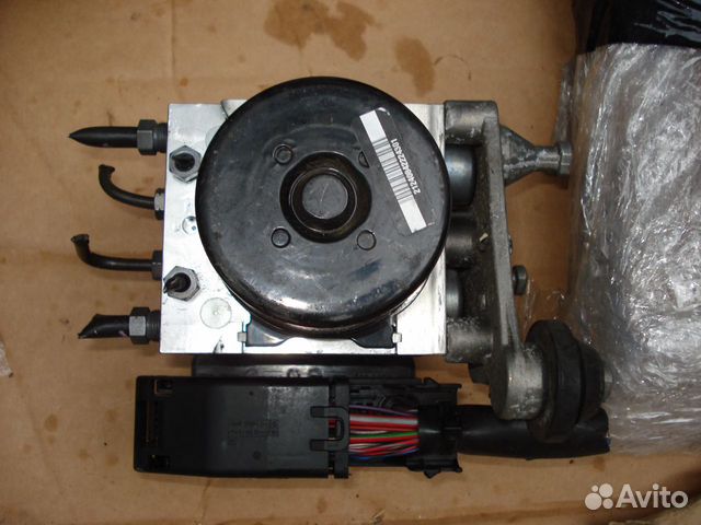 Блок абс A2044315512 Mercedes GLK 280 4matic купить в Москве MERCEDES ...